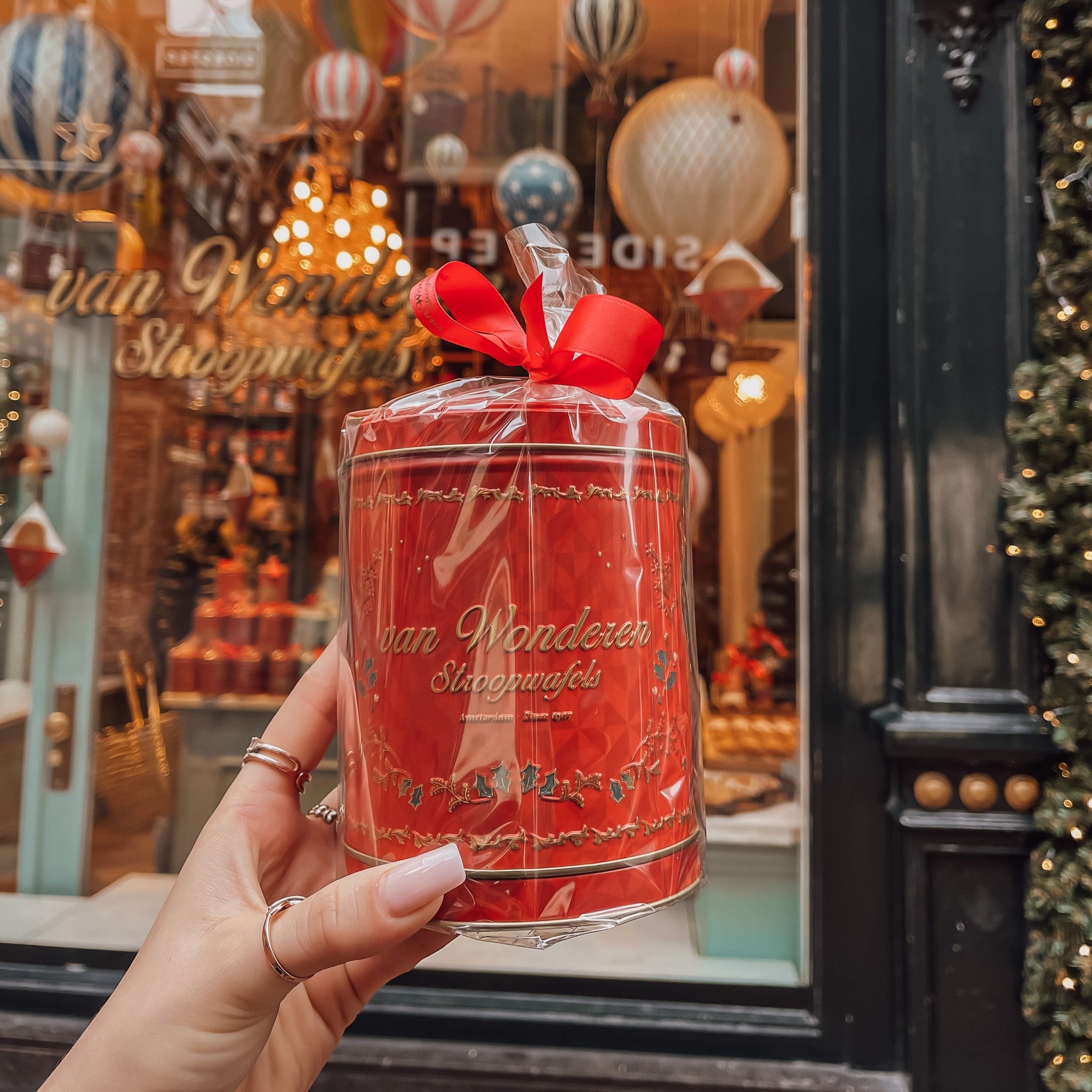 Seasonal Music Carousel